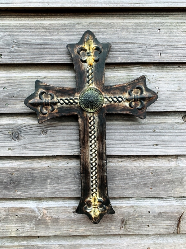 Large Gothic Wall Cross – Potters House Limited